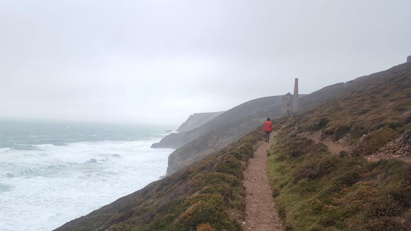 Walk Chapel Porth to St Agnes Cornwall map and directions