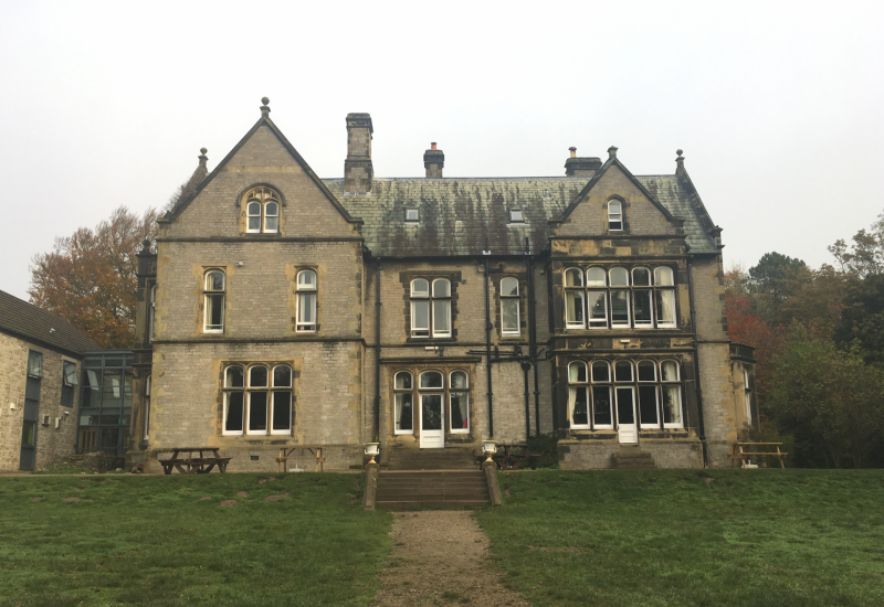 YHA Castleton Losehill Hall Review | Where To Stay In The Peak District
